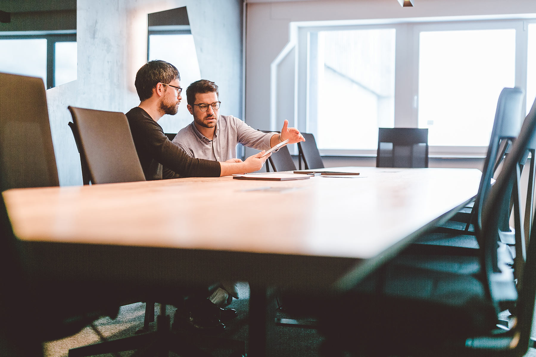 Healthy meeting habits: 8 tips for boosting productivity