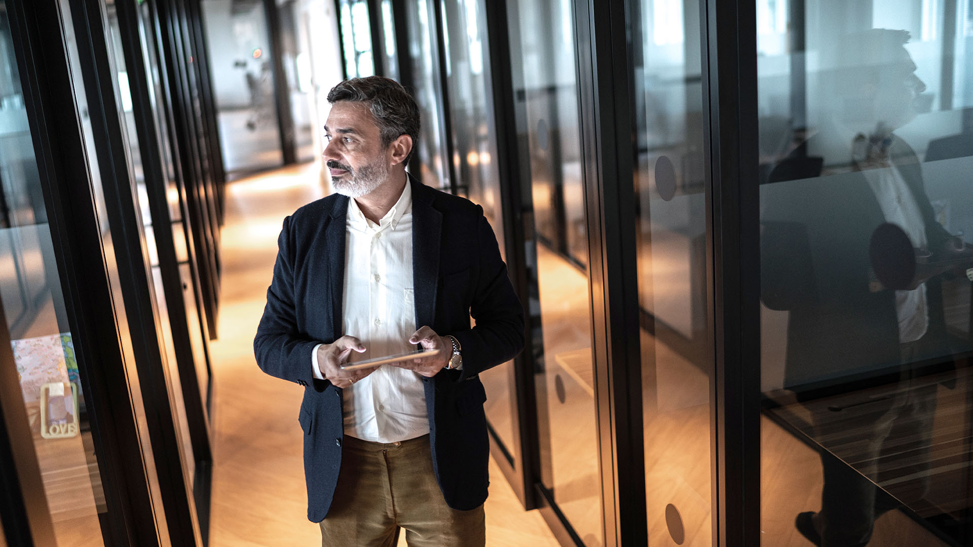 Navigate your office space with an office wayfinding system